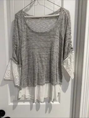 Maurices | Tops | Maurices Gray Striped Layered Sleeve Tunic With White ...